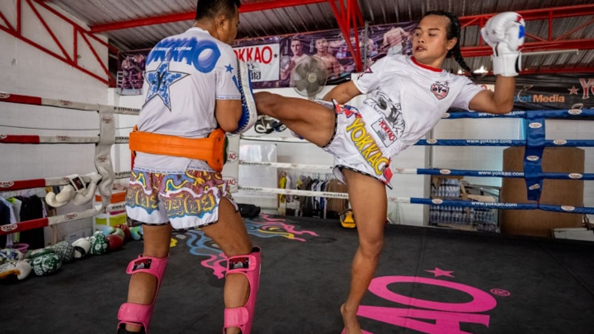 The Iconic Transgender Boxer Nong Rose - My Ladyboy Blog